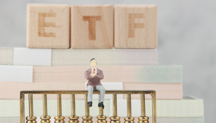 ETF日报 | 5月25日沪指下跌0.11%，200只股票类ETF上涨、最高上涨2.82%|界面新闻