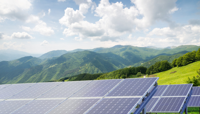 隆基绿能领涨，风光储齐升！新能源ETF(159875)涨超1% | 界面新闻