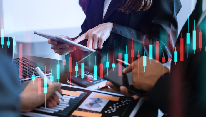 可转债ETF(511380)成交额超27亿元，红相转债20cm涨停，机构建议投资者可适当增配转债资产|界面新闻